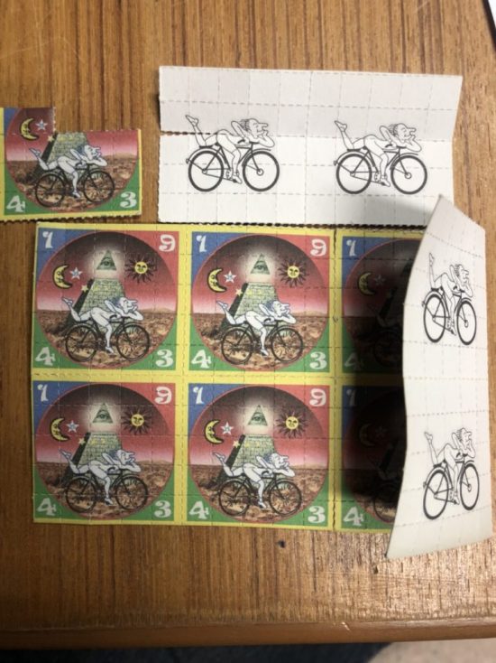Les timbres de LSD avec des dessins « amusants » se rependent-ils en ...